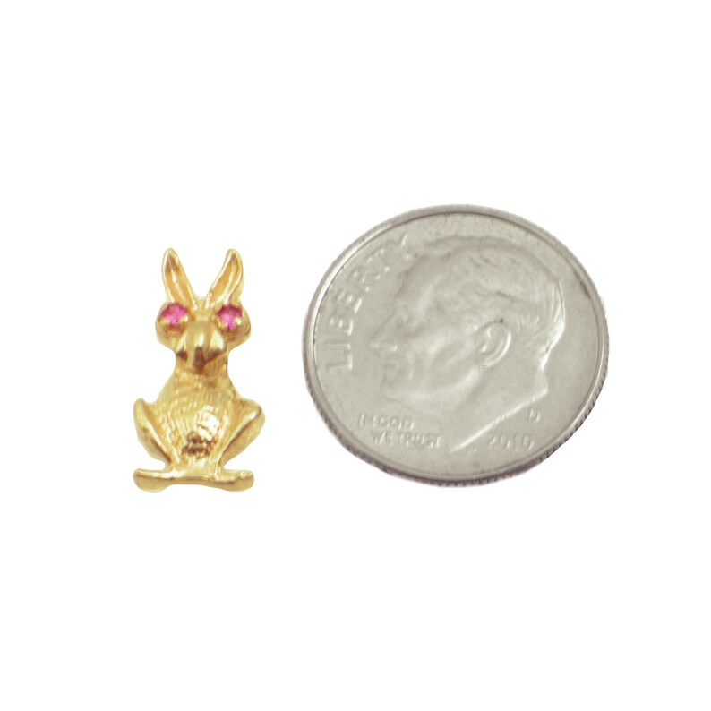 Vintage 14K Gold Tie Tack Unusual Kangaroo or Rabbit Figure - Etsy