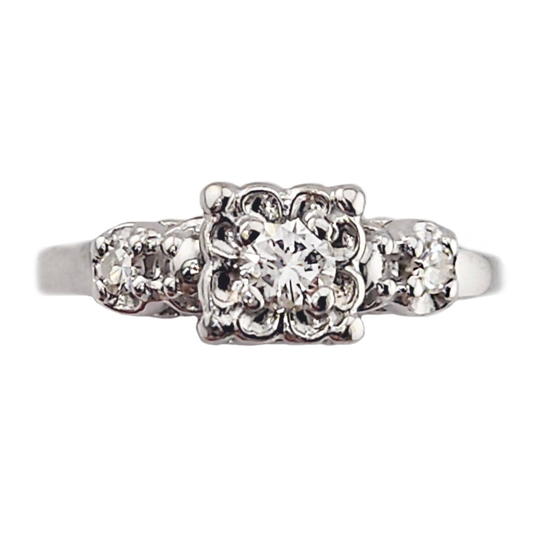 Estate 3 Stone Diamond Ring in Solid 14K White Gold - .25 Ctw - Size 7 ...