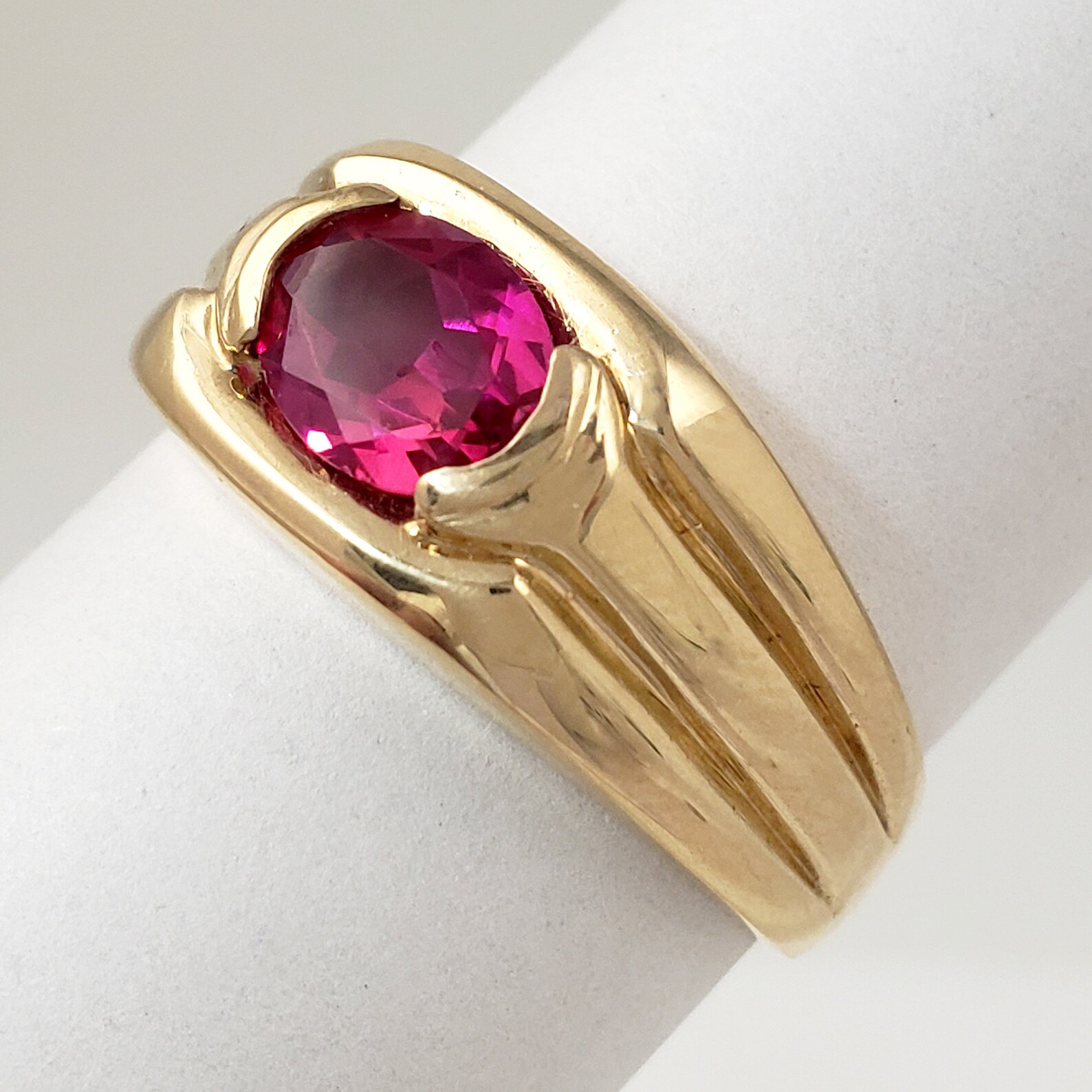 10K Gold & Synthetic Ruby Ring Vintage Unisex Ring Size 10 - Etsy