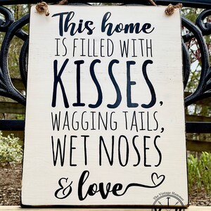 Wagging Tails Dog Sign: Rustic Farmhouse Wall Decor - Etsy