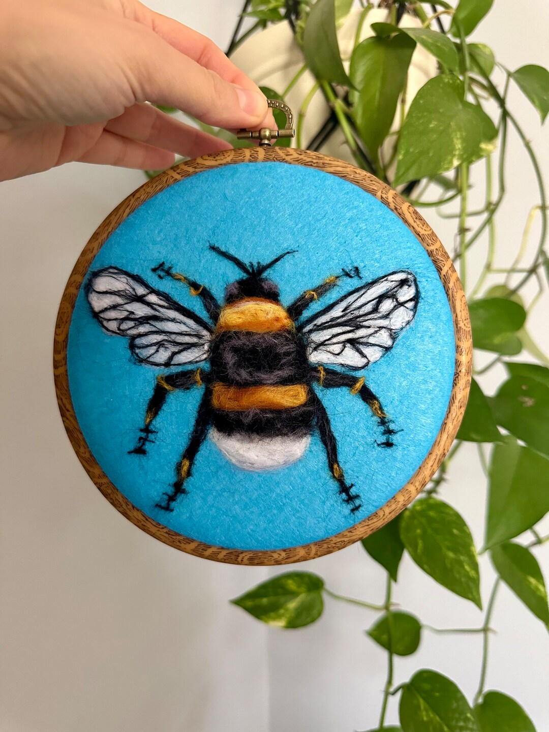 Wool Bee Art, Wool Painting, Wool Picture, Felted Picture, Needle ...