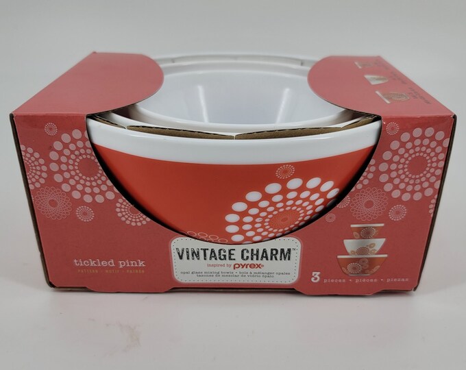 Vintage Charm Inspired by Pyrex Tickled Pink Set of 3 Nesting Mixing ...