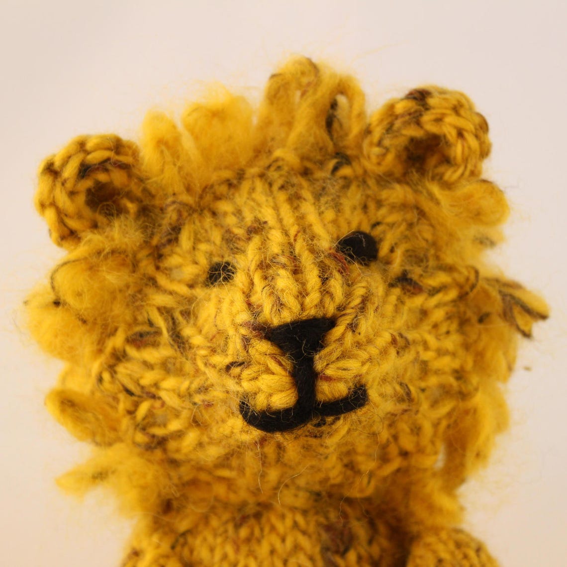 Knitting Pattern UK for Leonard Lion a Gorgeous Knitted - Etsy
