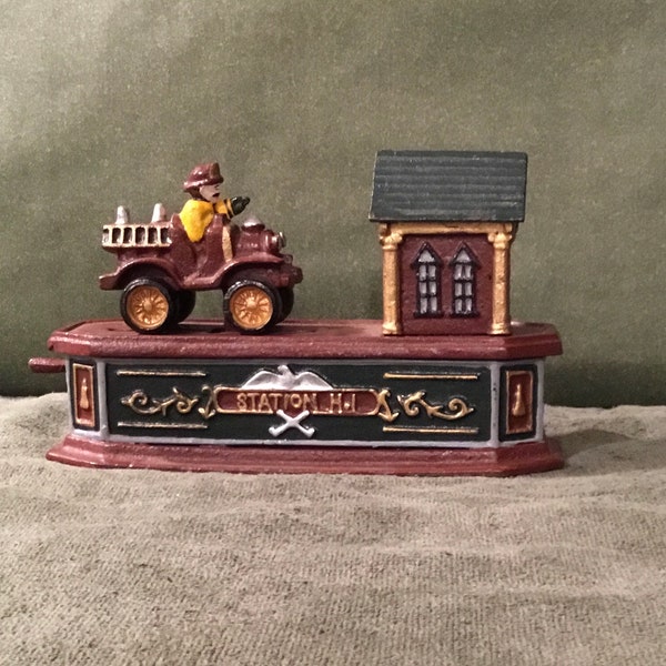 Antique Cast Iron Fire Engine - Etsy