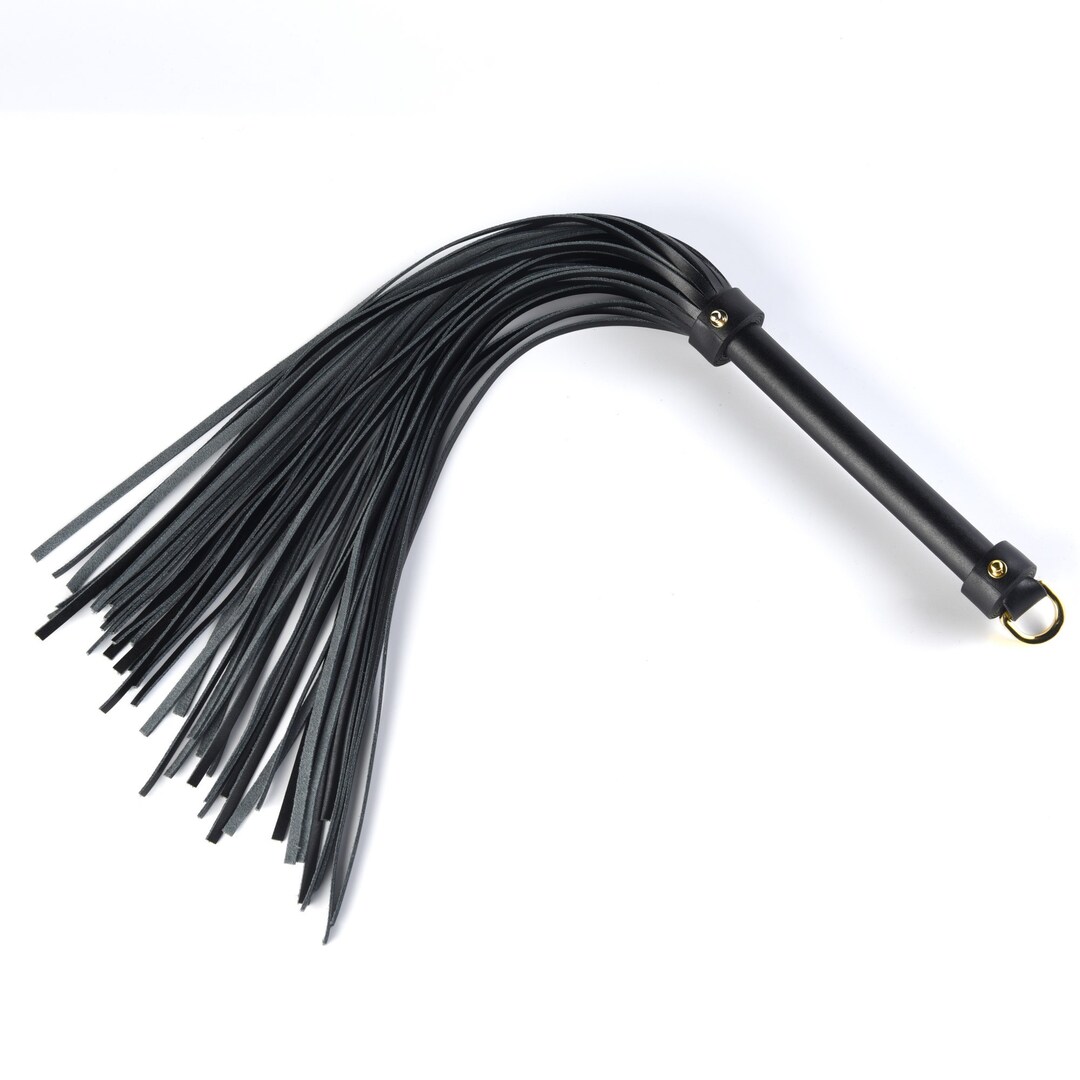 Luxury Hand-crafted Italian Leather Flogger - Etsy