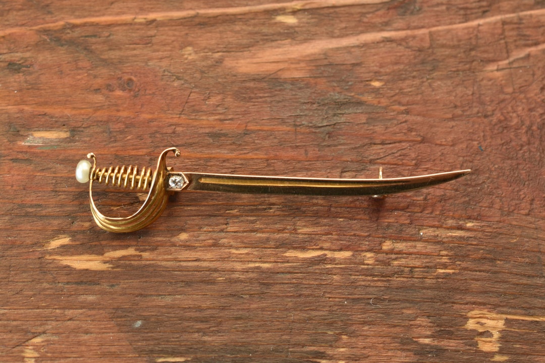 1940s 18K Vintage Sword Saber Pin Brooch With Pearl and Old Mine Cut ...