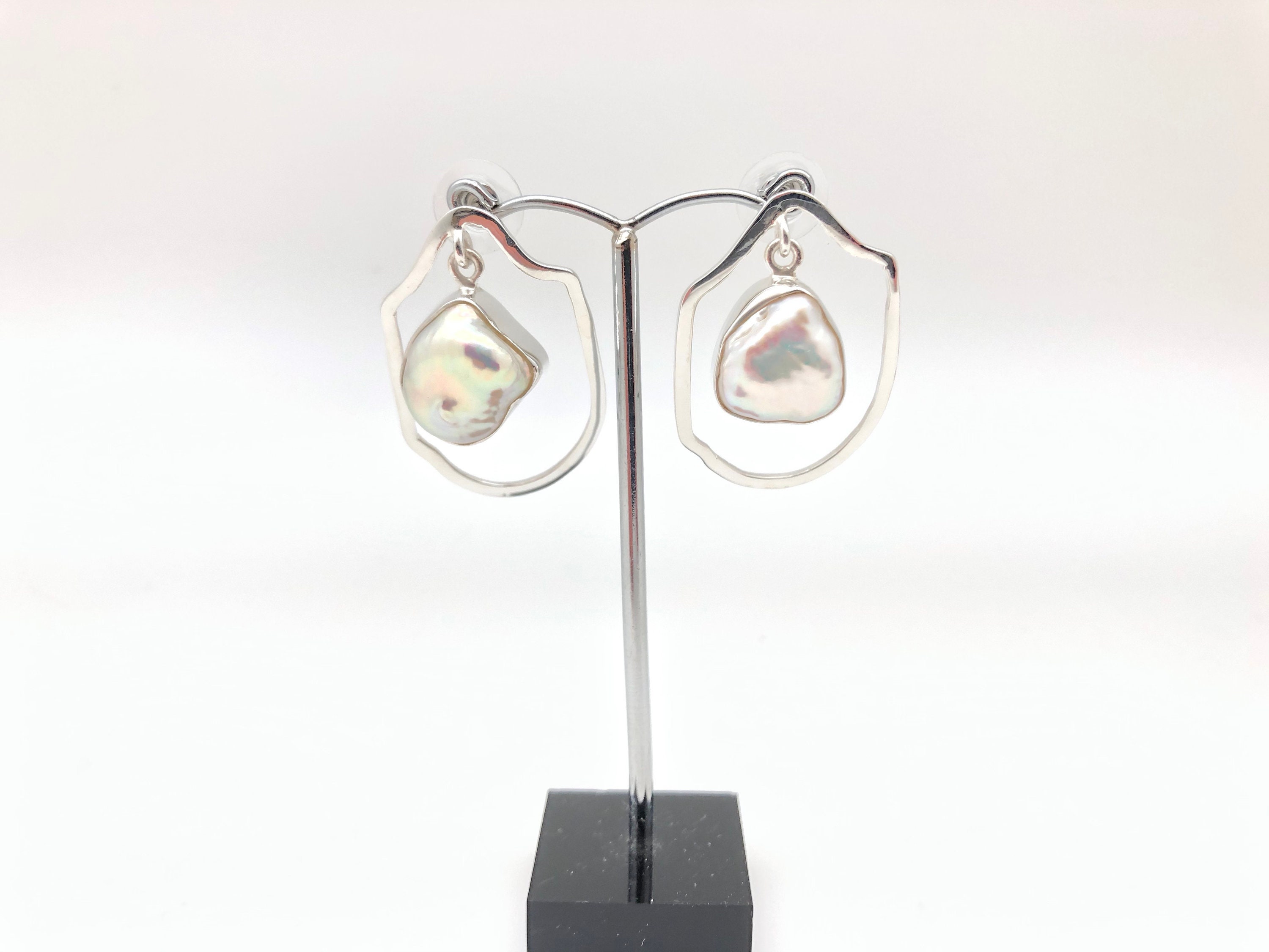 Large Freshwater Pearl Earrings // Large Silver Framed Pearl | Etsy