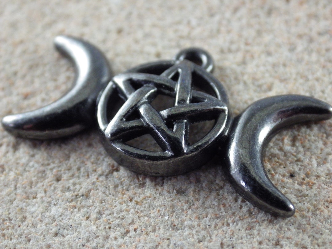 5 X Black Triple Moon With Pentagram Charm Pendant 15x30mm, Wiccan ...