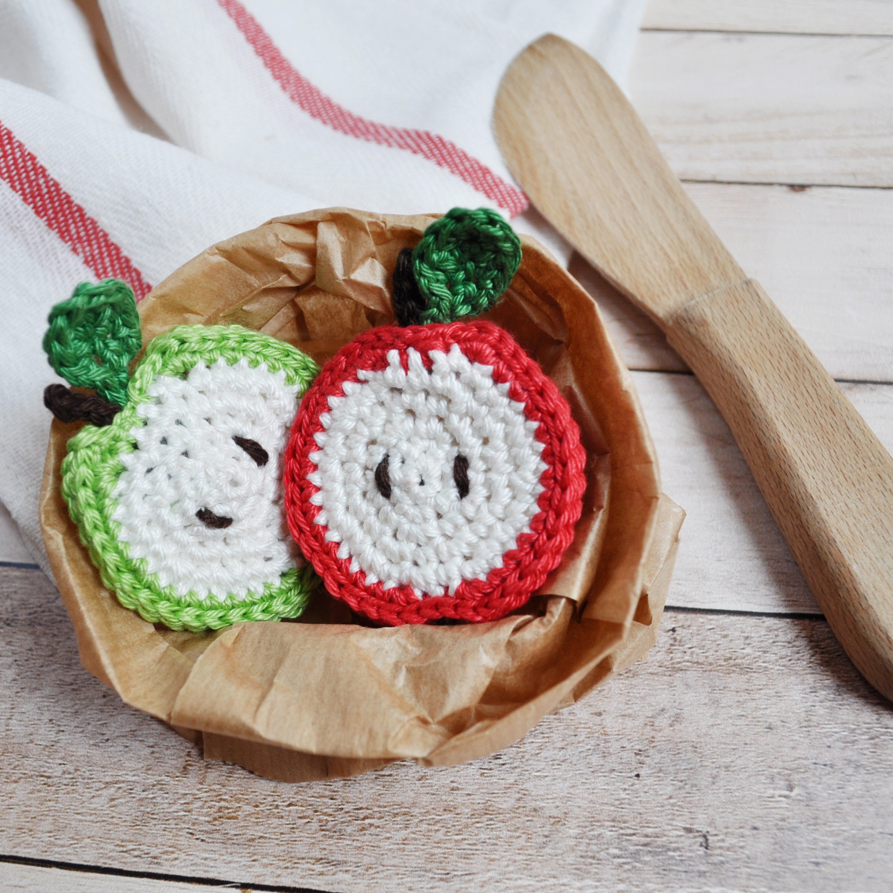 Crochet apple slice 1 piece crochet fruit play food | Etsy
