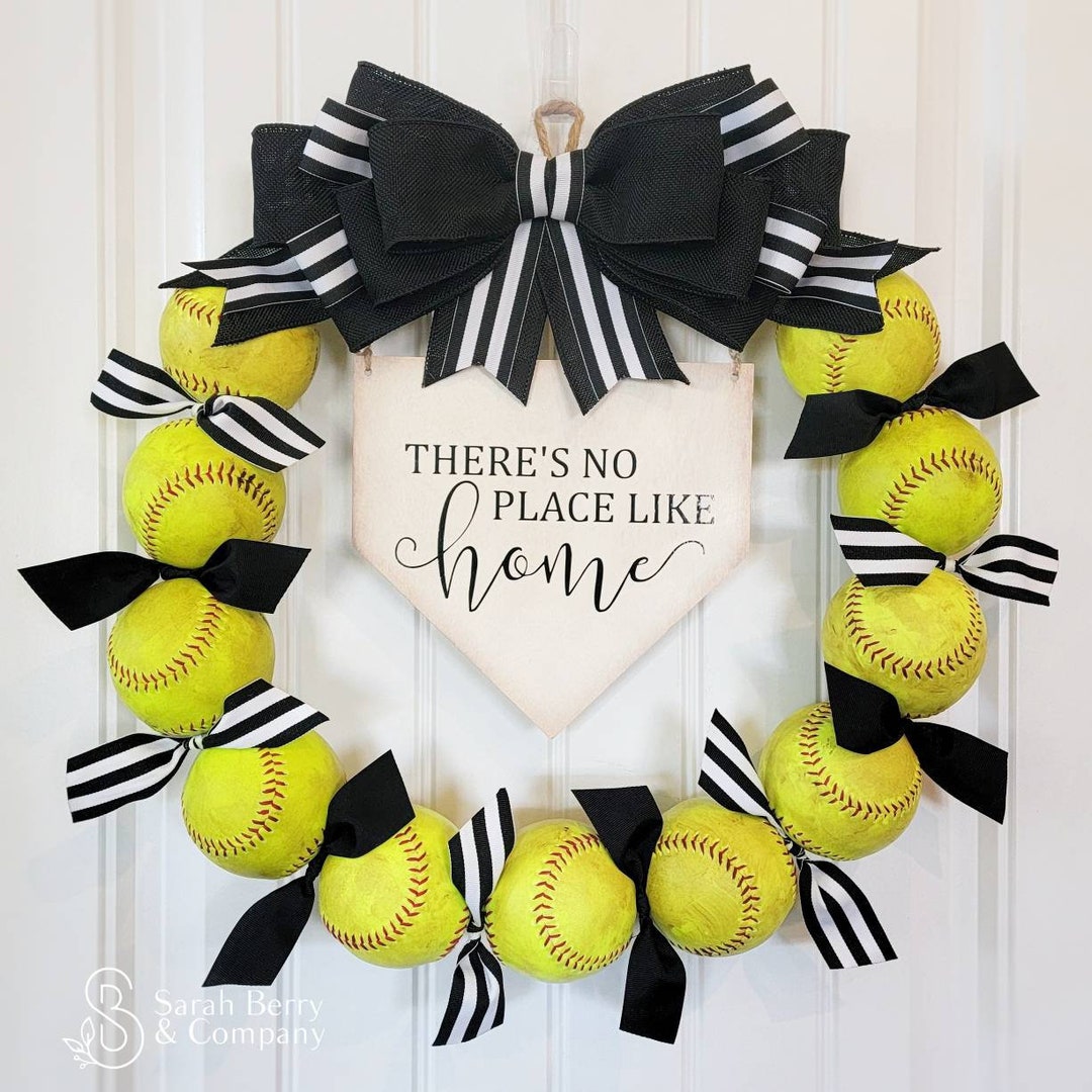 Softball Wreath: Burlap Bow, Coach's Gift, Summer Front Door Decor - Etsy