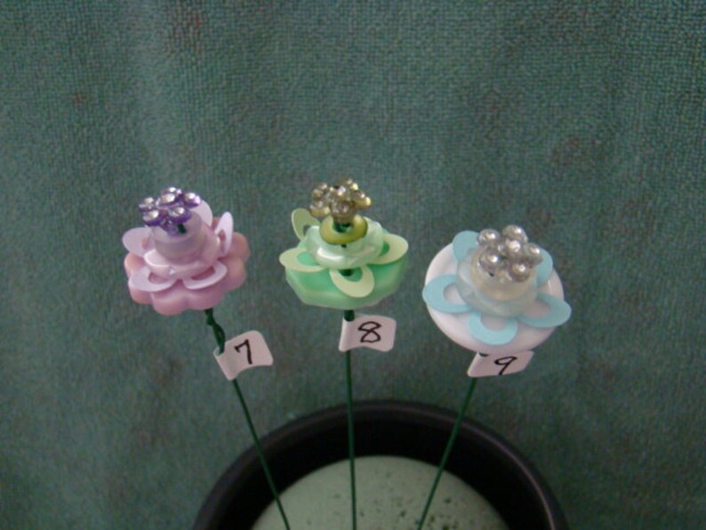 Tiny Crystal Flower Individual Button Flowers - Etsy