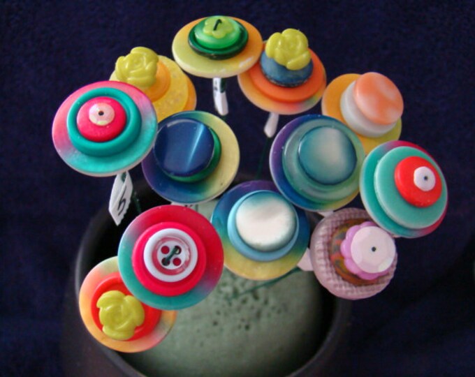 Psychedelic Groovy Individual Button Flowers - Etsy
