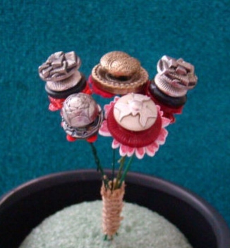 Handmade Mini Button Flower Bouquets in Metals - Etsy