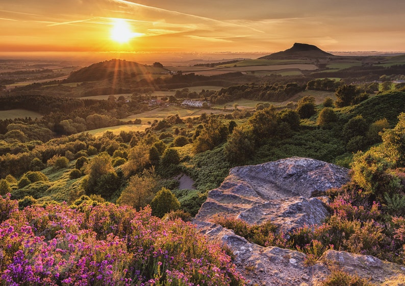 Sunset Photography Roseberry Topping. North York Moors, England ...