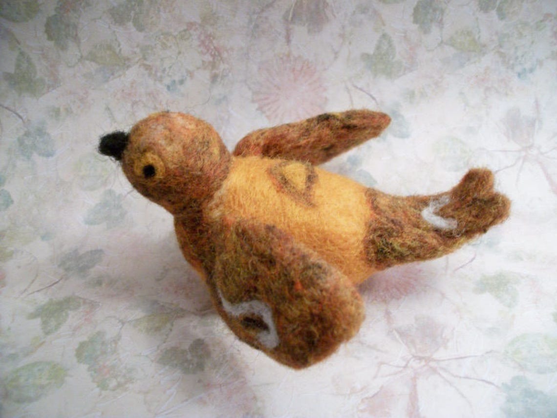 Needle Felted Bird Handmade Wool Bird Bird Figure - Etsy