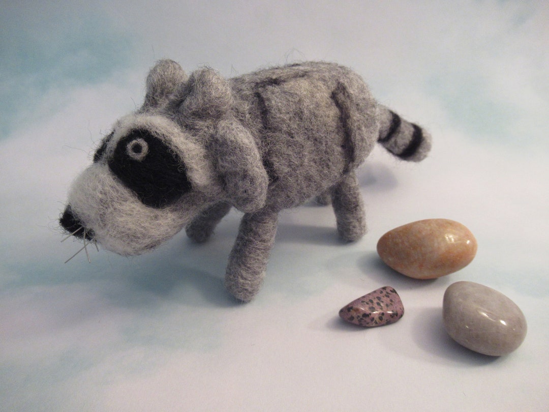 Felted Raccoon, Wild Animal, Handmade Raccoon - Etsy