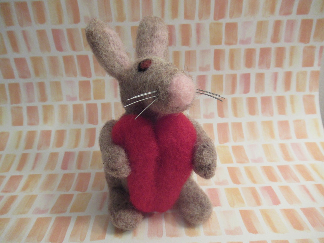 Bunny With Heart, Rabbit Figure, Felted Rabbit - Etsy
