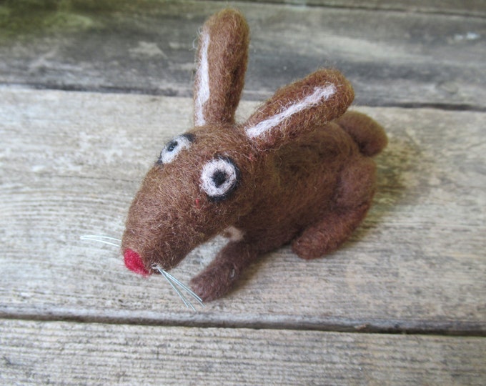 Brown Rabbit, Felted Bunny, Rabbit With Heart, Handmade Rabbit - Etsy