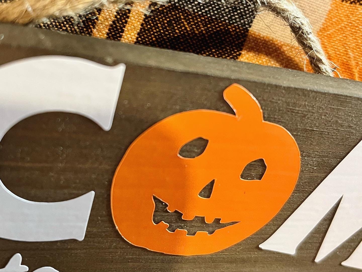 Welcome to Haddonfield Wood Sign Halloween Michael Myers - Etsy