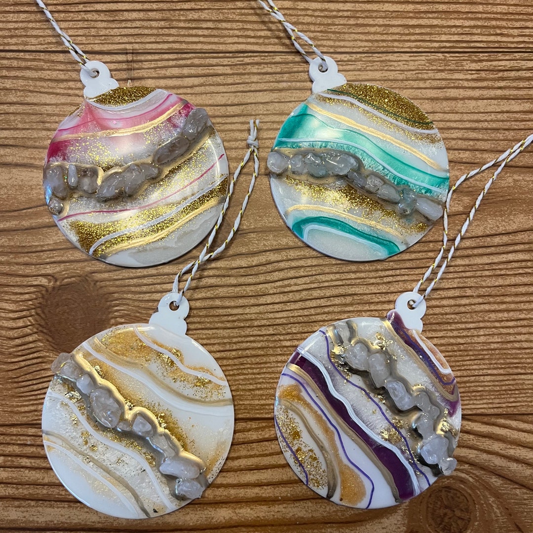 Resin Geode Ornament - Crystal - Gold - Rock - Agate - Resin - Textured ...