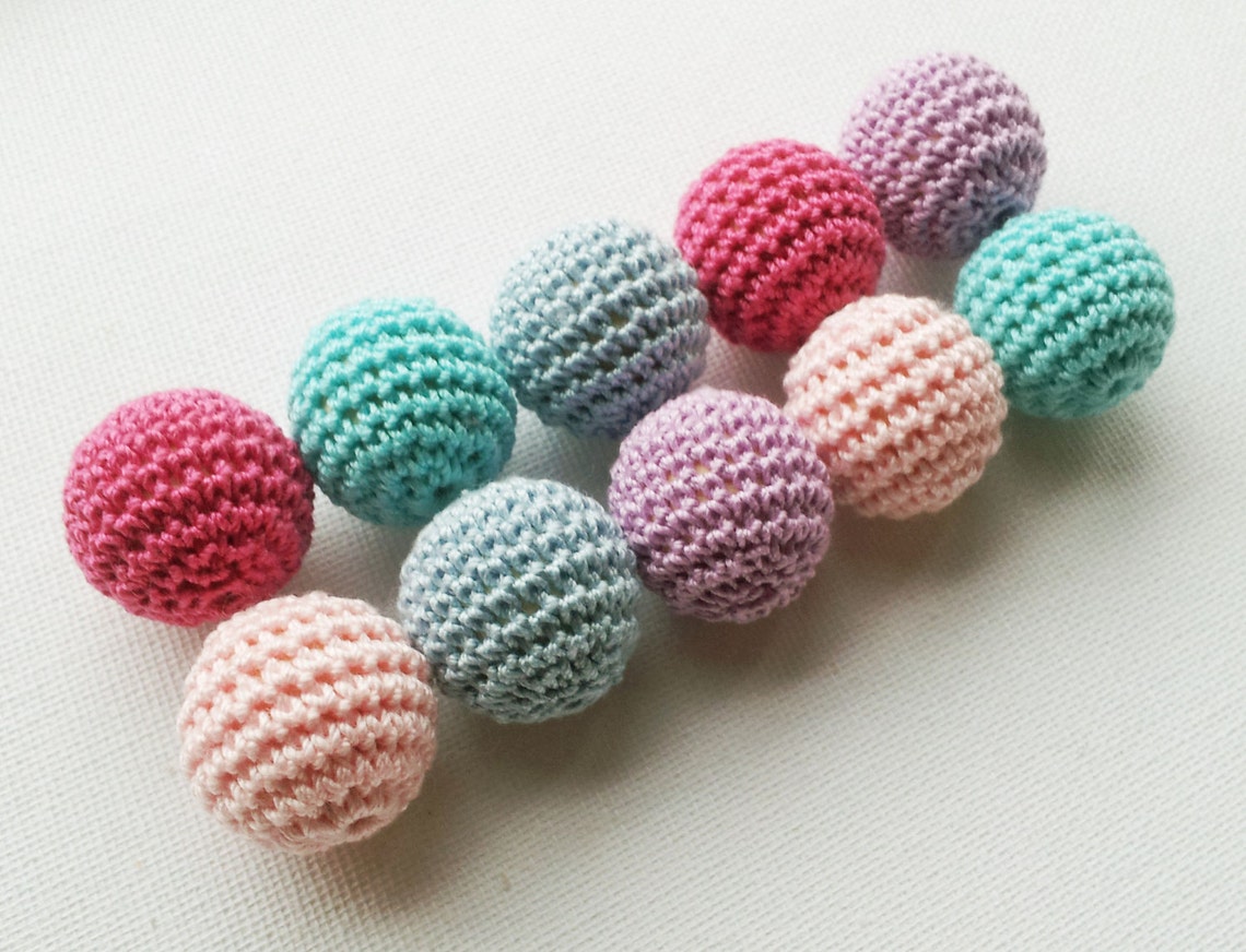 Crochet Beads 10pcs. Crocheted Round Wooden Beads / Cream - Etsy