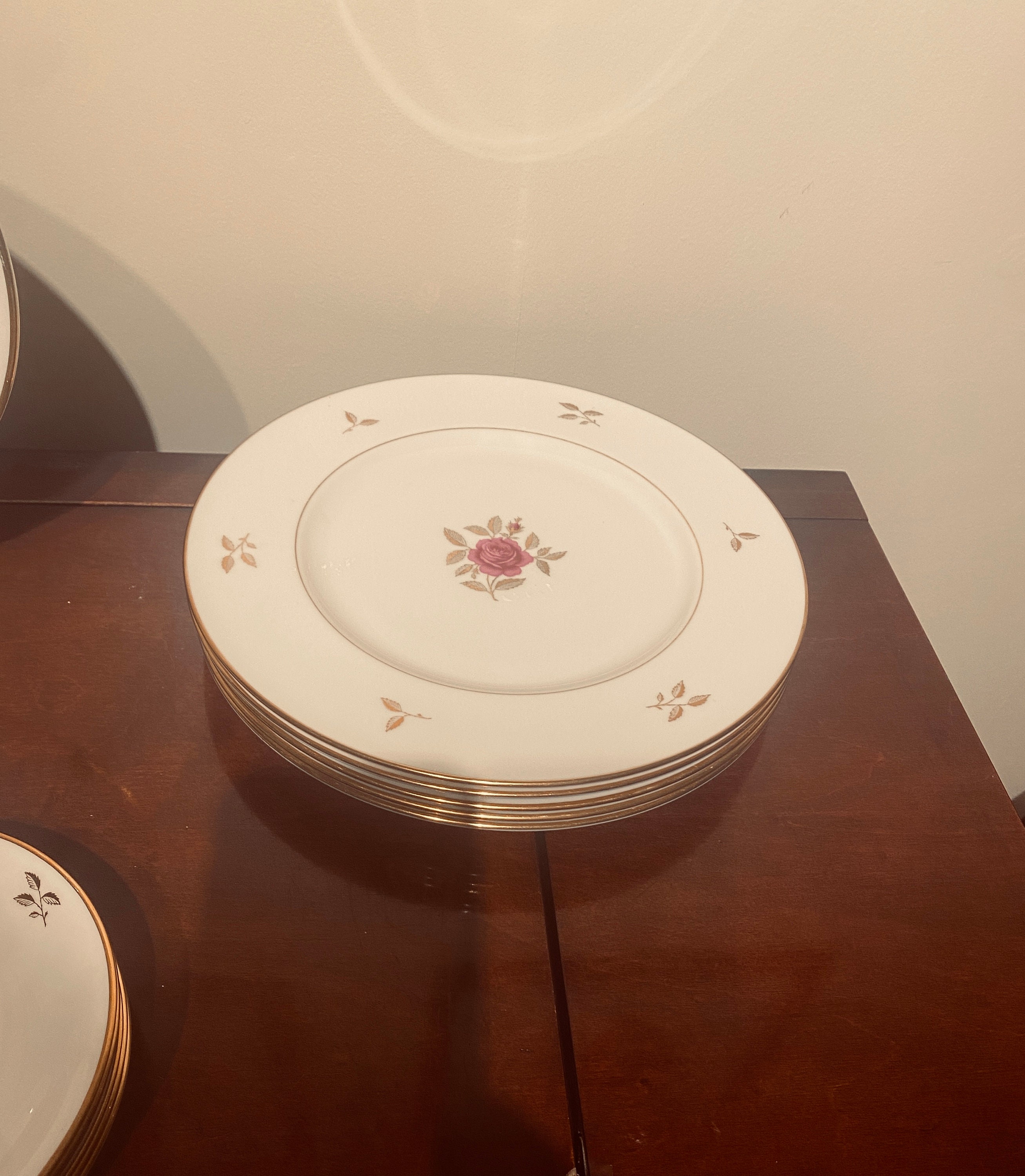 Beautiful 32 Piece Rare Lenox Fine China Rhodora Pattern P-471 ...