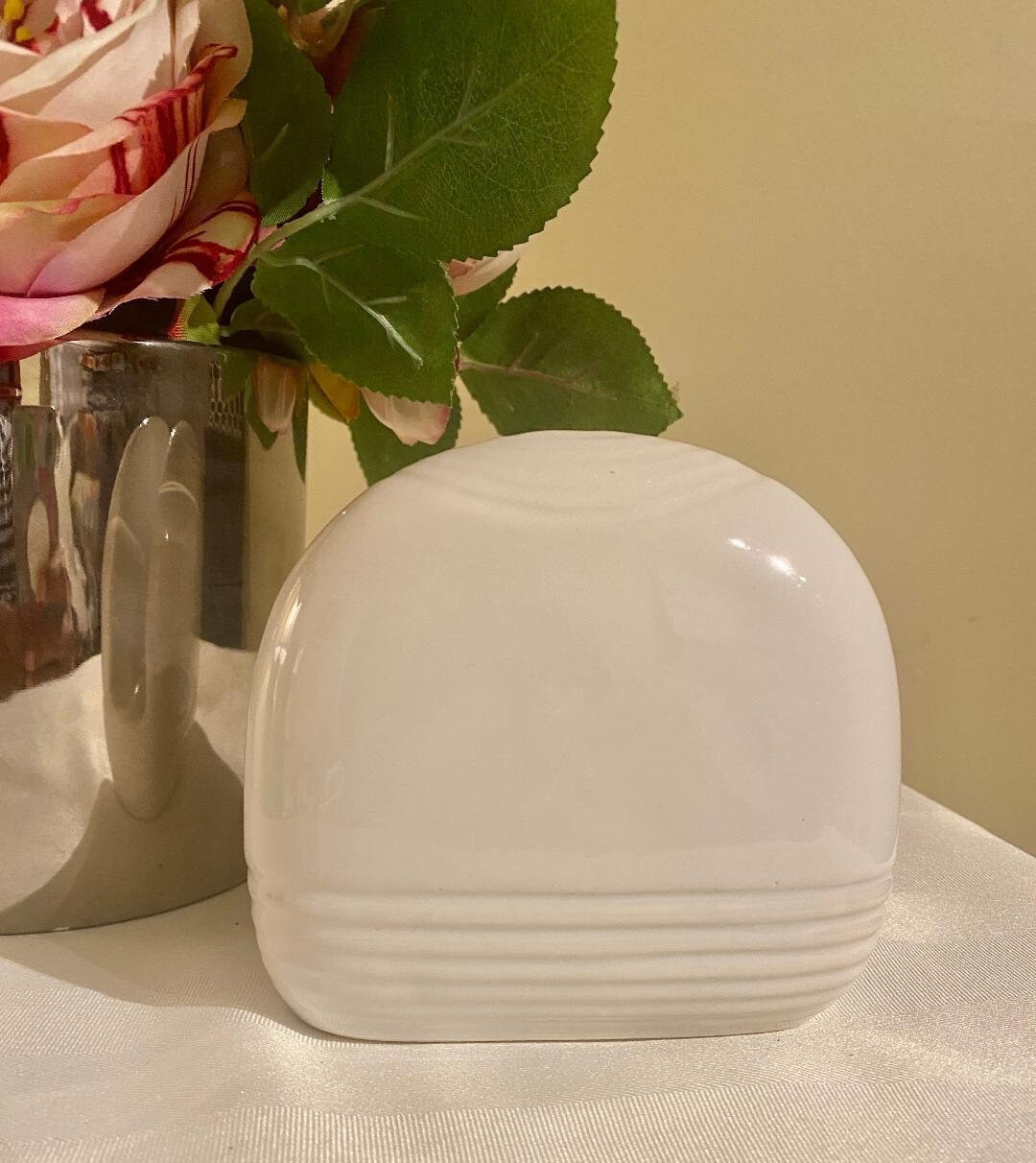 SIGNED SAKURA 30s Style Art Deco Vintage White Napkin Ceramic Letter ...