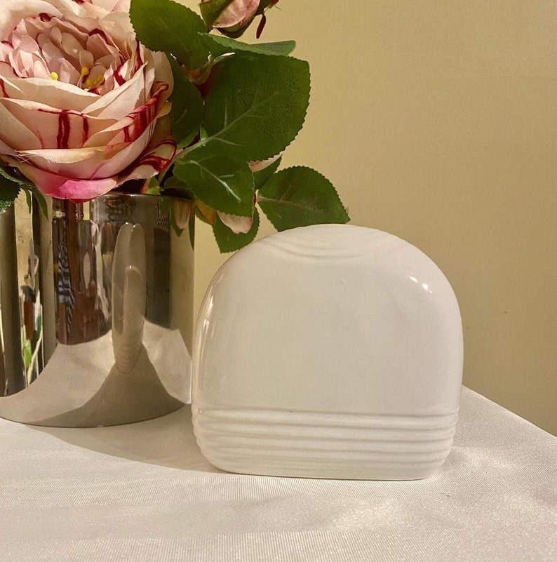 SIGNED SAKURA 30s Style Art Deco Vintage White Napkin Ceramic Letter ...