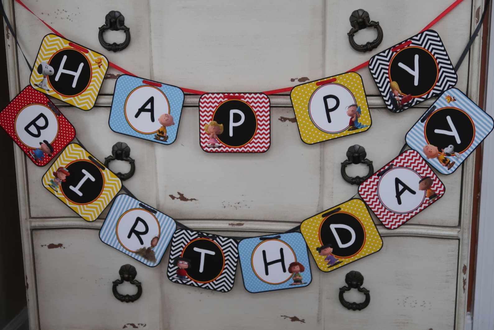 Peanuts Themed Happy Birthday Banner Customizeable - Etsy