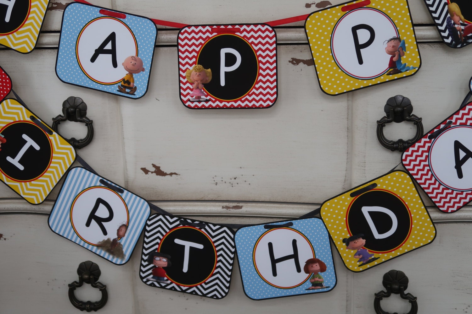 Peanuts Themed Happy Birthday Banner Customizeable | Etsy