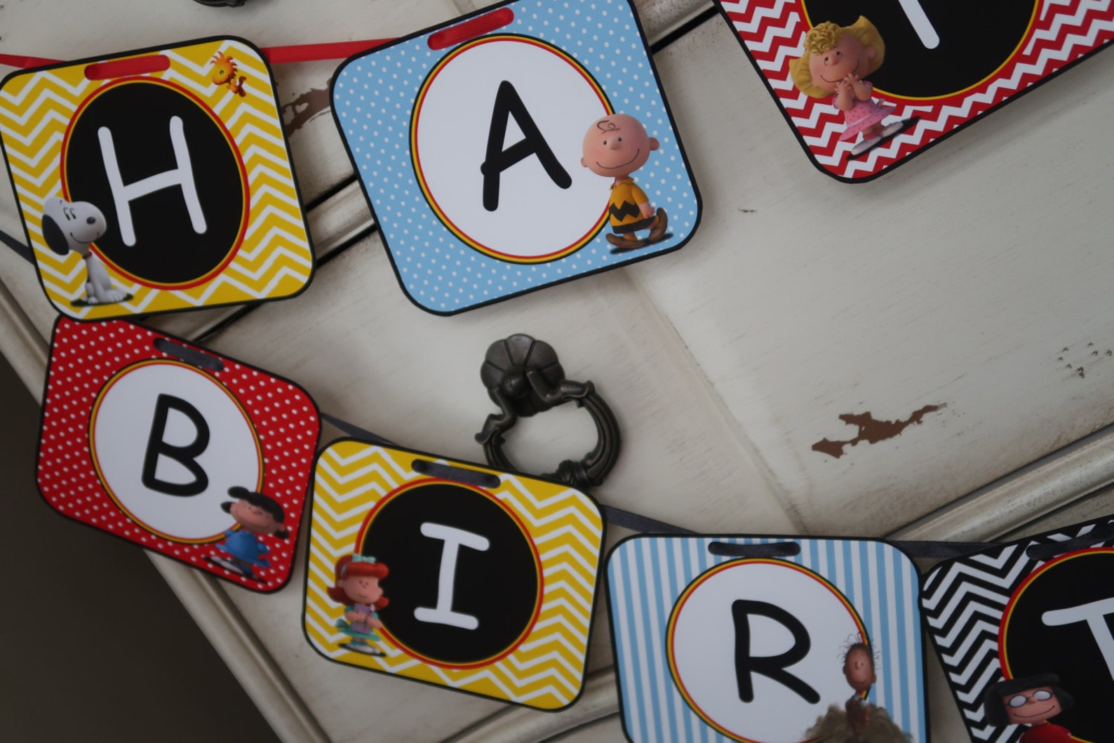 Peanuts Themed Happy Birthday Banner Customizeable | Etsy