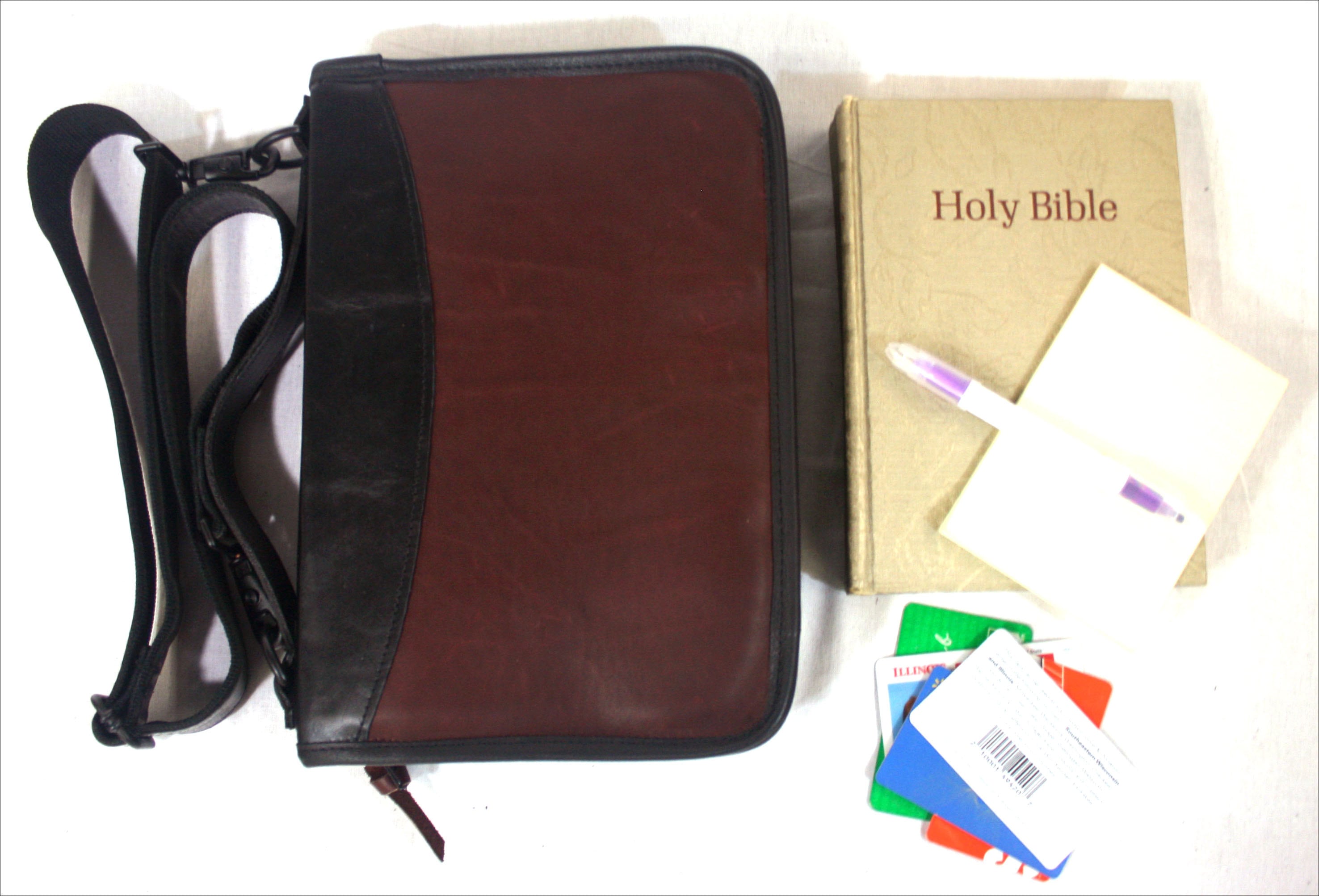 Bible Case Deluxe in Leather With Monogram - Etsy