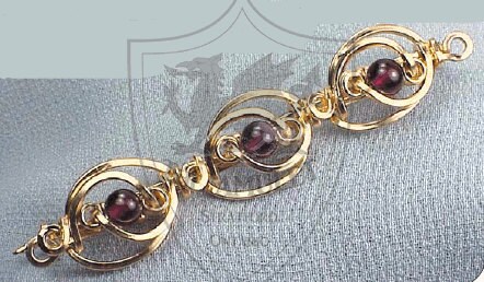 Three Sisters Pin - Etsy