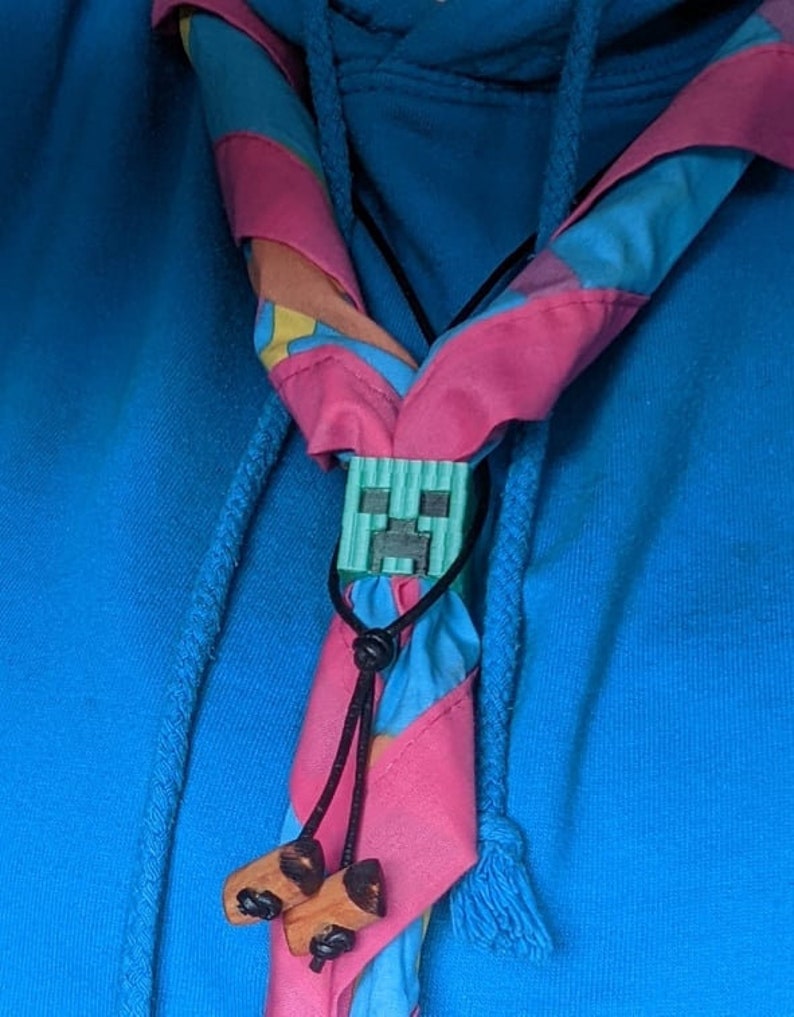 Minecraft Creeper Woggle | Beavers Cubs Scouts Explorers | Minecraft ...