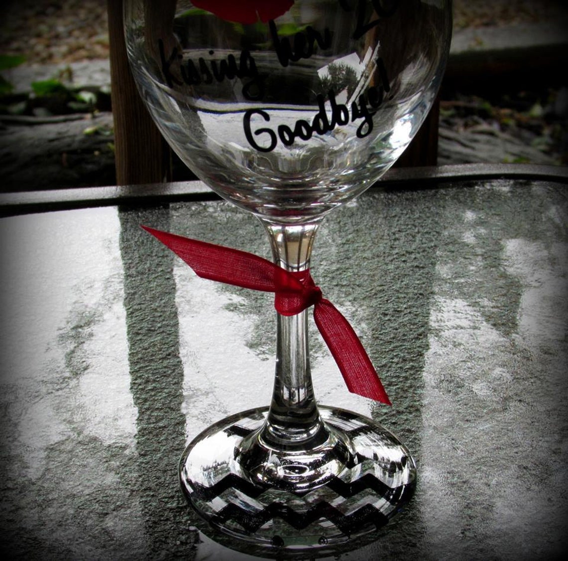 Kissing her 20's goodbye Birthday Wine glass White Wine | Etsy