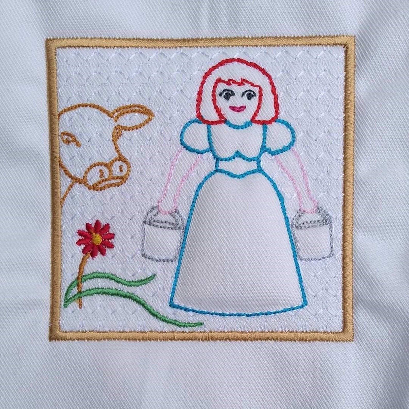 Maids a Milking 4-5 Trapunto Quilt Block Embroidery - Etsy