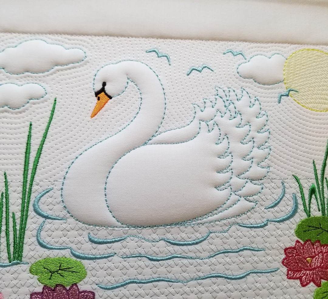 Swan Lake Trapunto Embroidery Design. Pillow Quilt Tote Puffy Design - Etsy