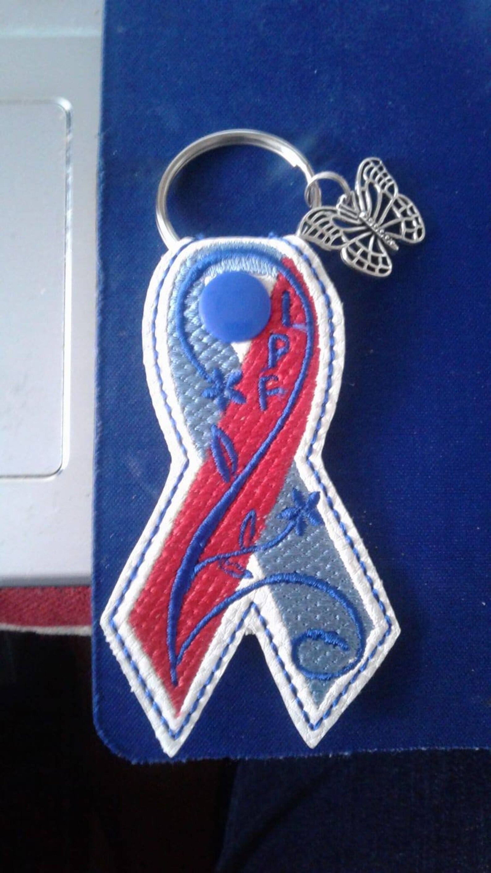IPF Keyfob Embroidery Design. Idiopathic Pulmonary Fibrosis Awareness ...