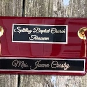 Engraved Pen Set With Piano Finish Stand | Custom Desk Gift for Boss or ...