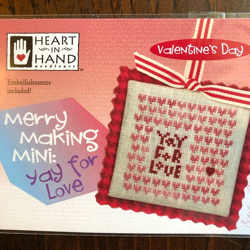 Heart in Hand / Merry Making Mini: Yay for Love / Valentines - Etsy