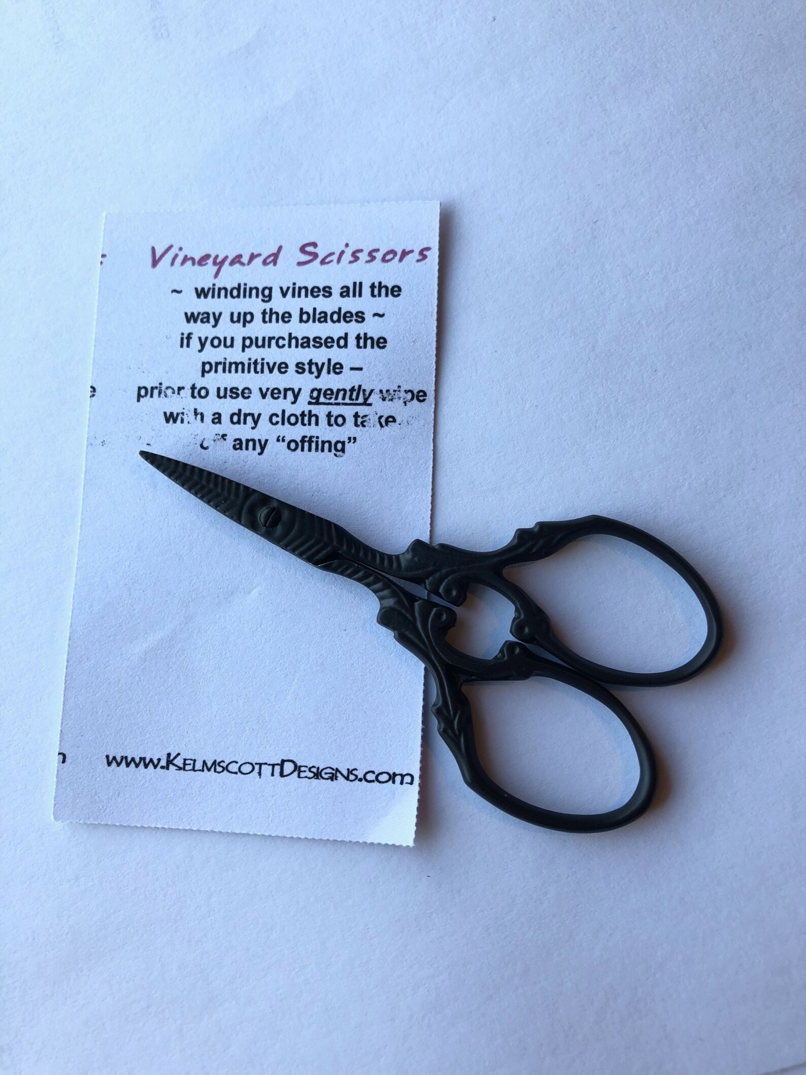 Kelmscott Designs Vineyard Scissors / Embroidery / Cross Stitch / A ...