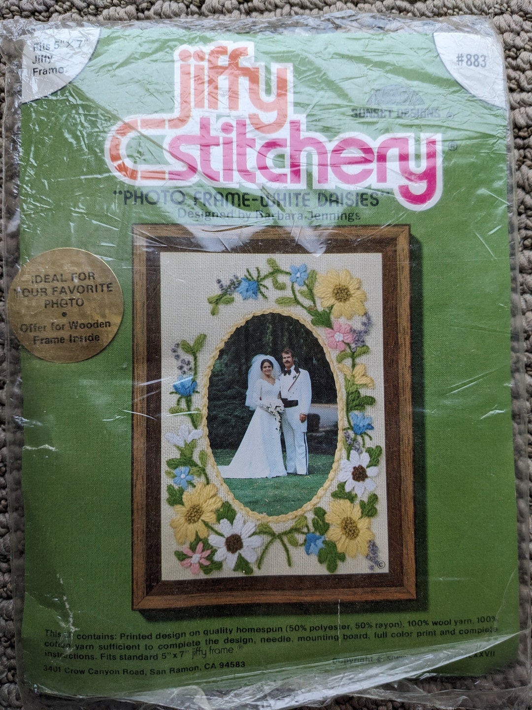 Jiffy Stitchery WHITE DAISIES Photo Frame Yarn Needlepoint - Etsy