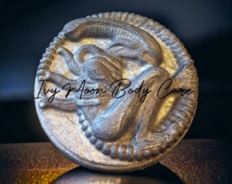 MOLD Ultimate Zenomorph/alien Plastic Bath Bomb Mold - Etsy
