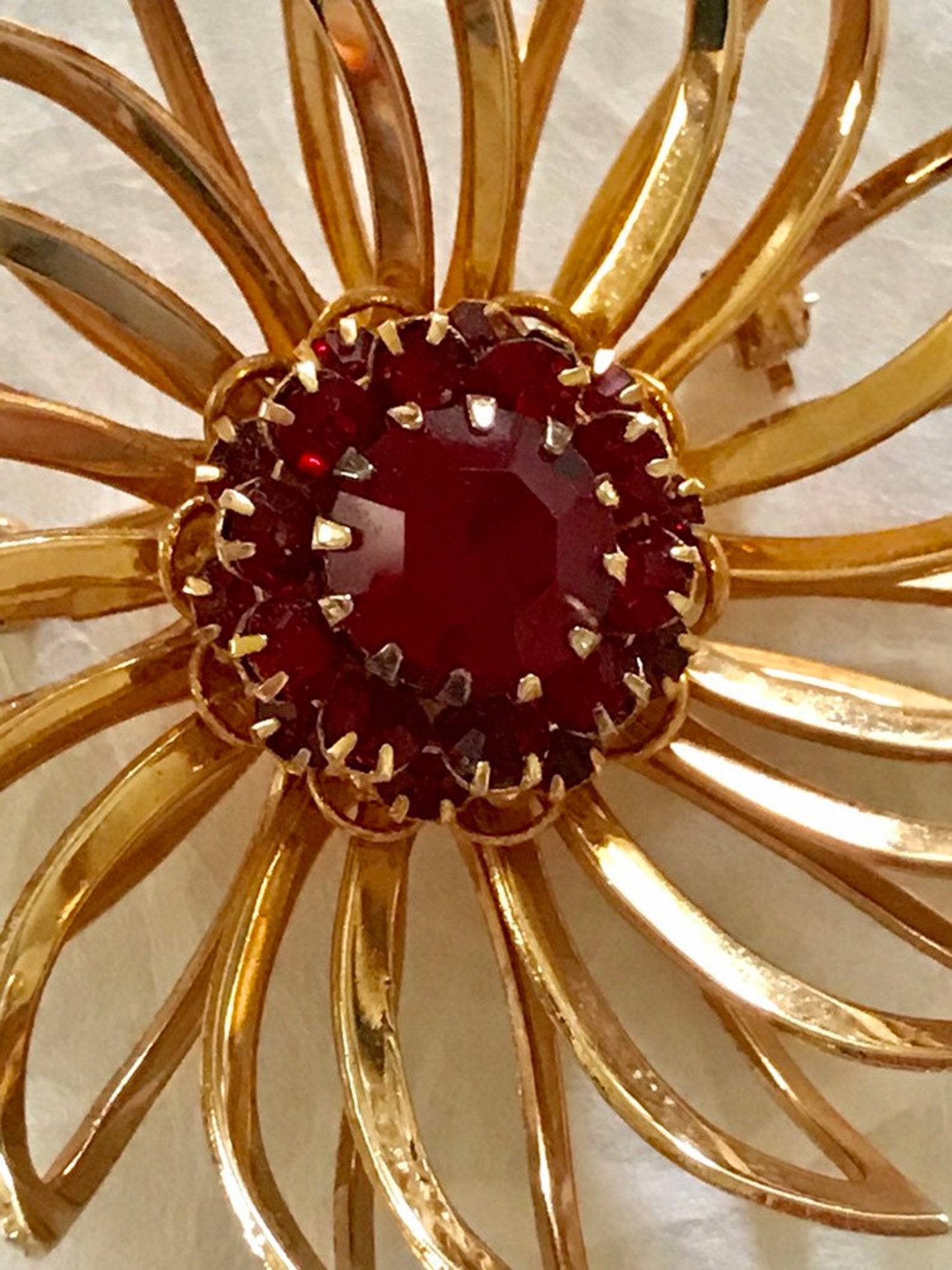 Vintage Sarah Coventry Gold and Red Flower Brooch | Etsy