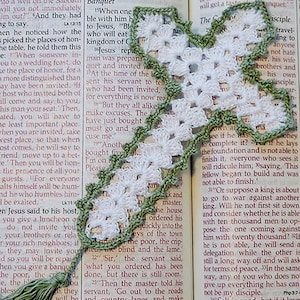 Christian Devotions Crochet Cross Bible Bookmark Pattern Pearl Shells 4 ...