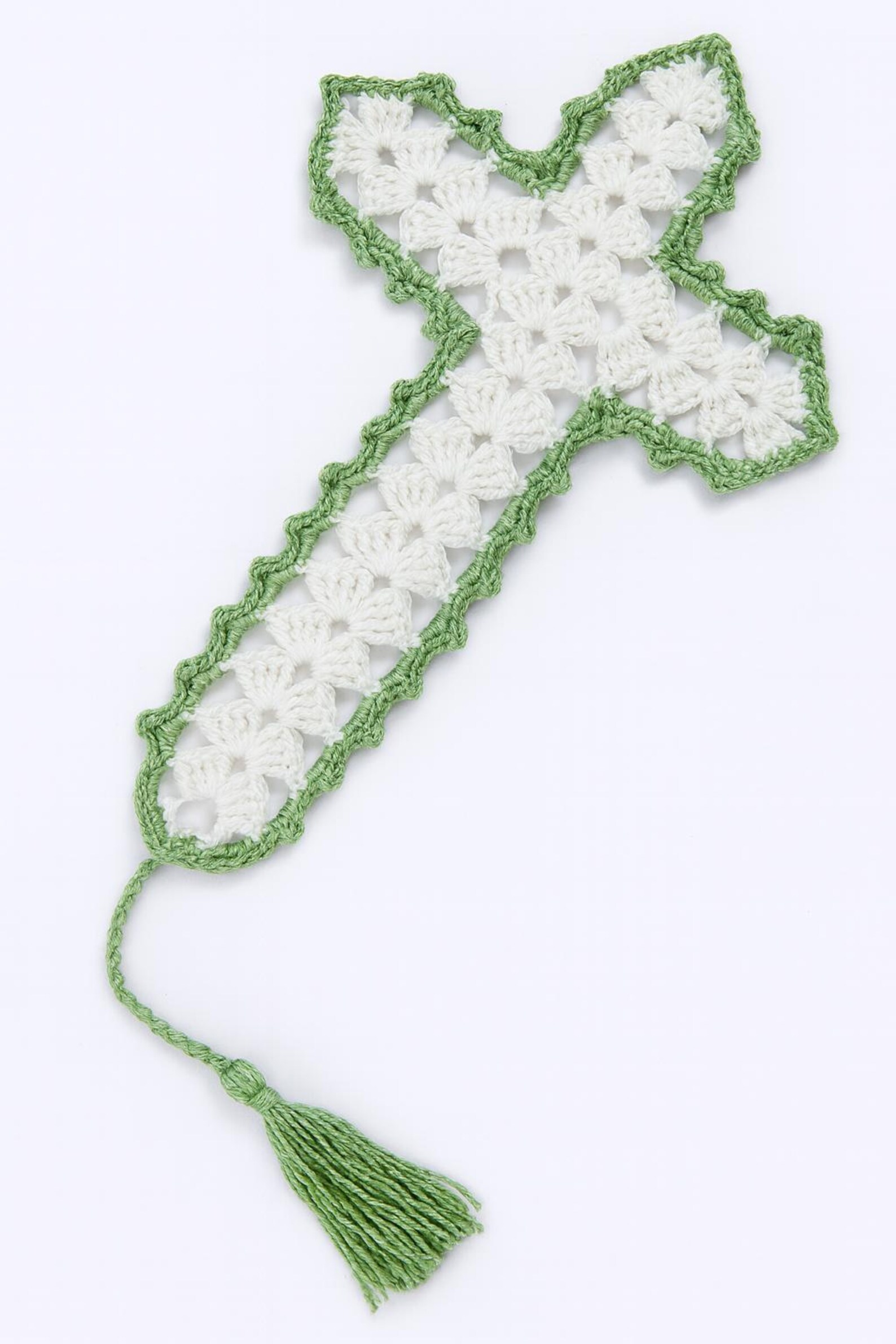 Christian Devotions Crochet Cross Bible Bookmark Pattern Pearl Shells 4 ...