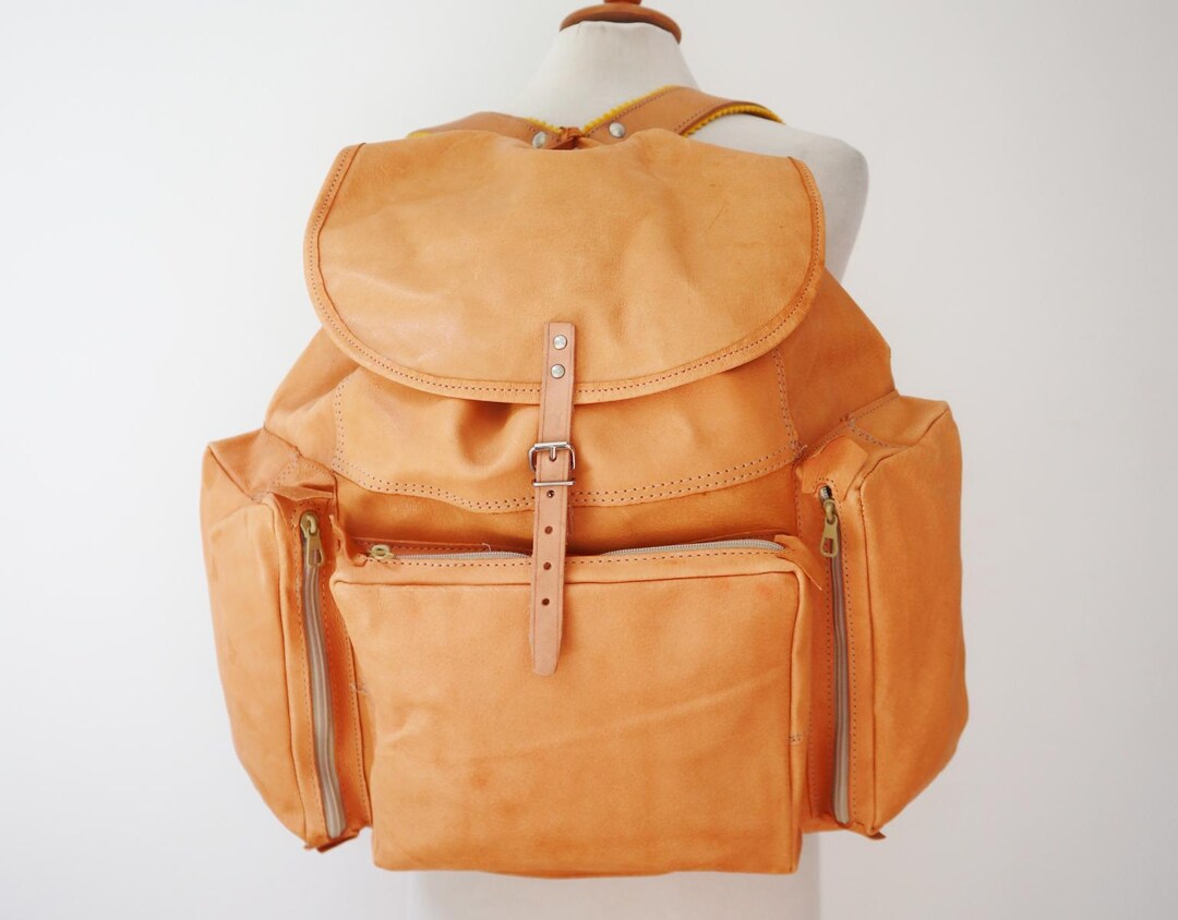Tan Leather 70s Backpack With 3 Front Compartments // Silver Metal - Etsy