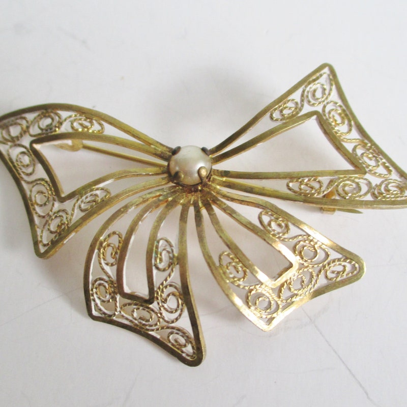 Bow Brooch - Etsy