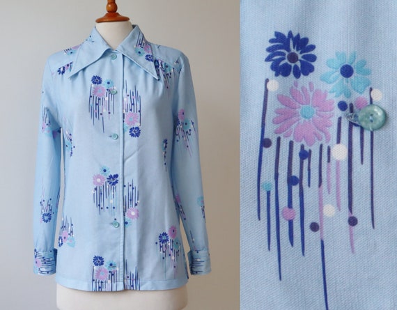 Blue 70s Vtg. Shirt With Floral Print In Pink Blue White // | Etsy