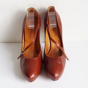 Brown Vtg. Leather Pumps With Transverse Strap/golden Buckle // Luca ...
